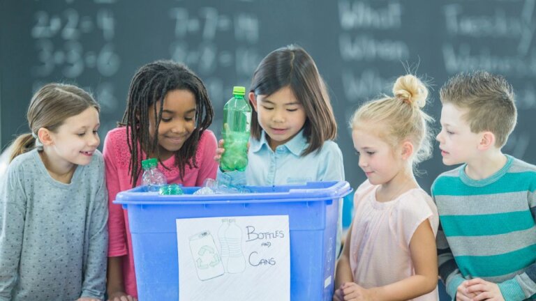 How Teachers Can Encourage Kids to Recycle | Waste Managed