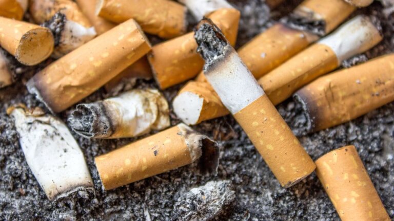 How to Dispose of Cigarette Butts