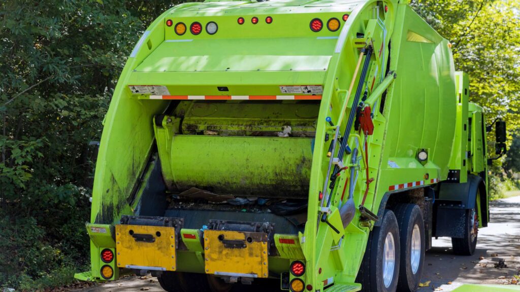 5 Clinical Waste Mistakes Businesses Make and How to Fix Them | Waste ...